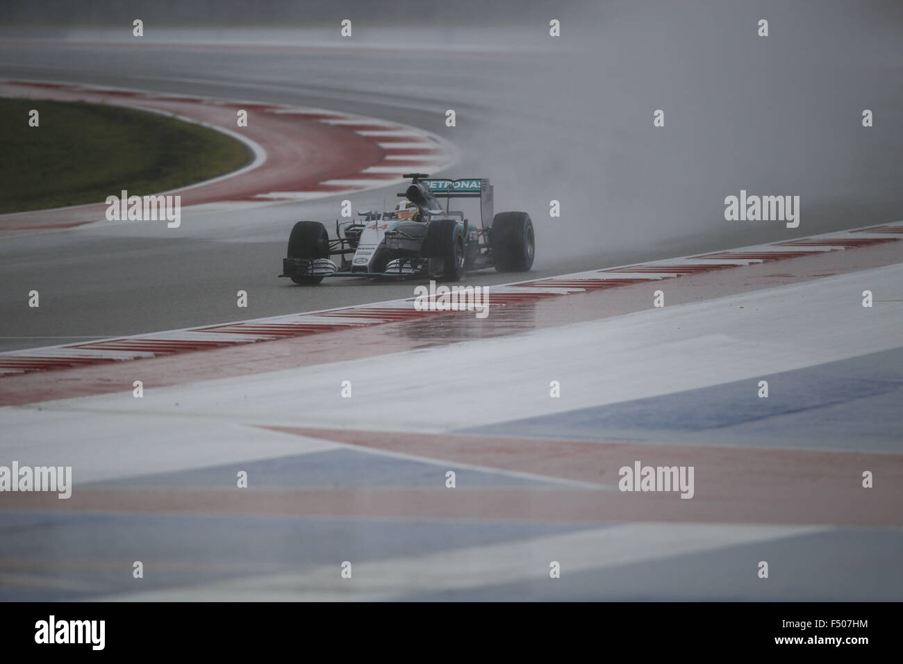 Austin, Texas, USA. 25th Oct, 2015. LEWIS HAMILTON of Great Britain and ...