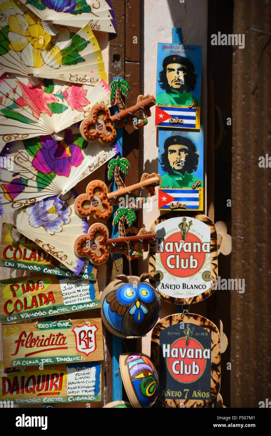 cheap gifts and souvenirs from Havana Cuba; fridge magnets, images of ...
