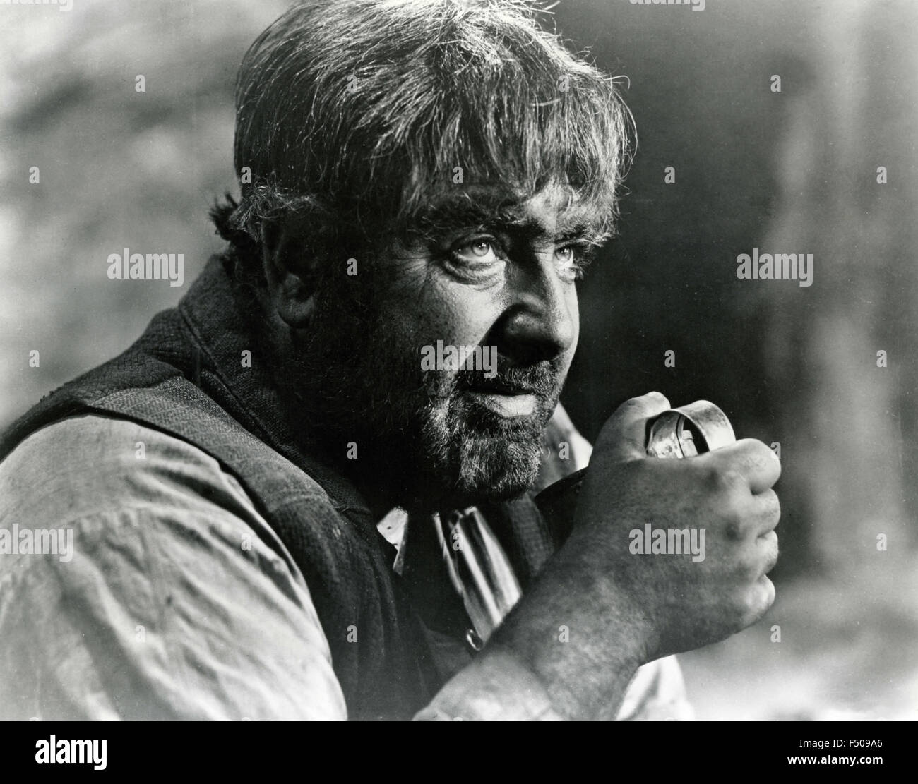 Actor Akin Tamiroff in the movie "For Whom the Bell Tolls Stock Photo ...