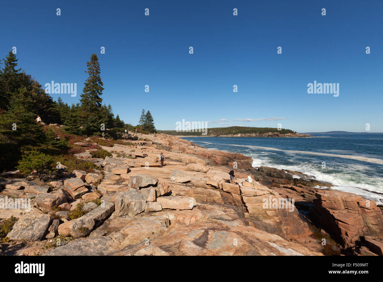 Landscape of The Maine coastline in Acadia National Park, Mount Desert ...