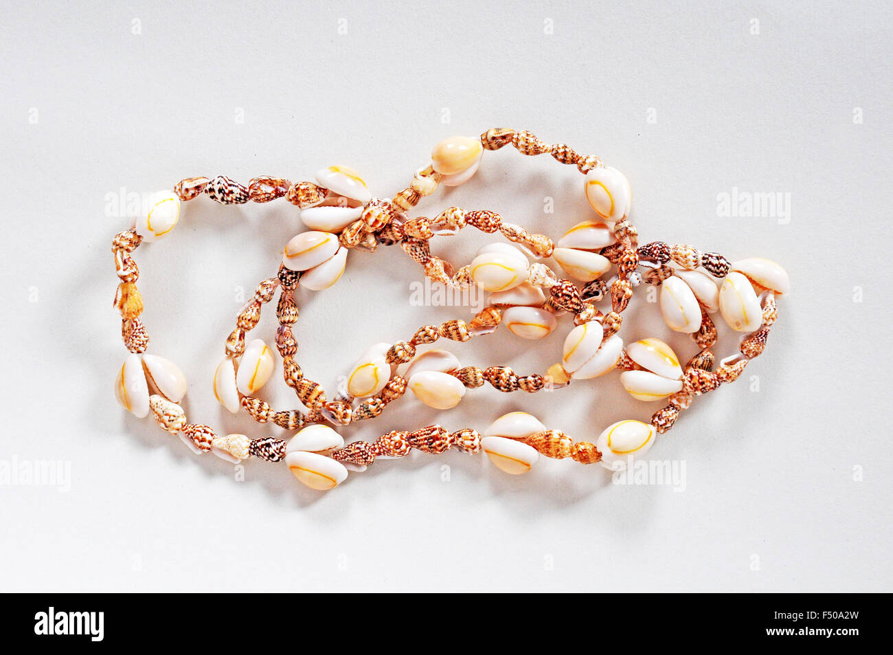Shell necklaces hi-res stock photography and images - Alamy