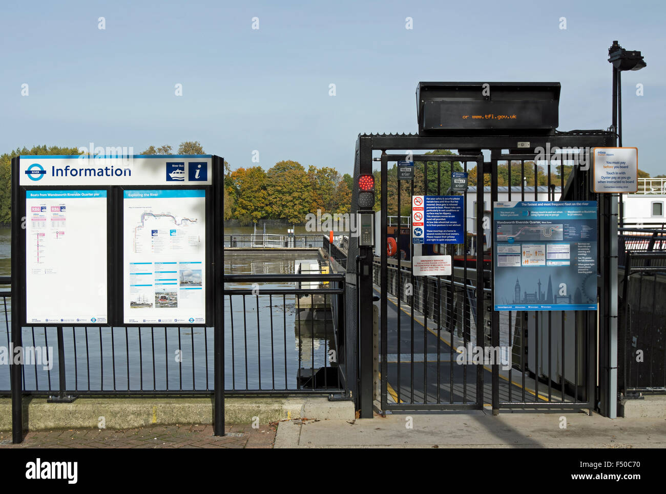 Bus Departure Board Stock Photos & Bus Departure Board Stock Images - Alamy