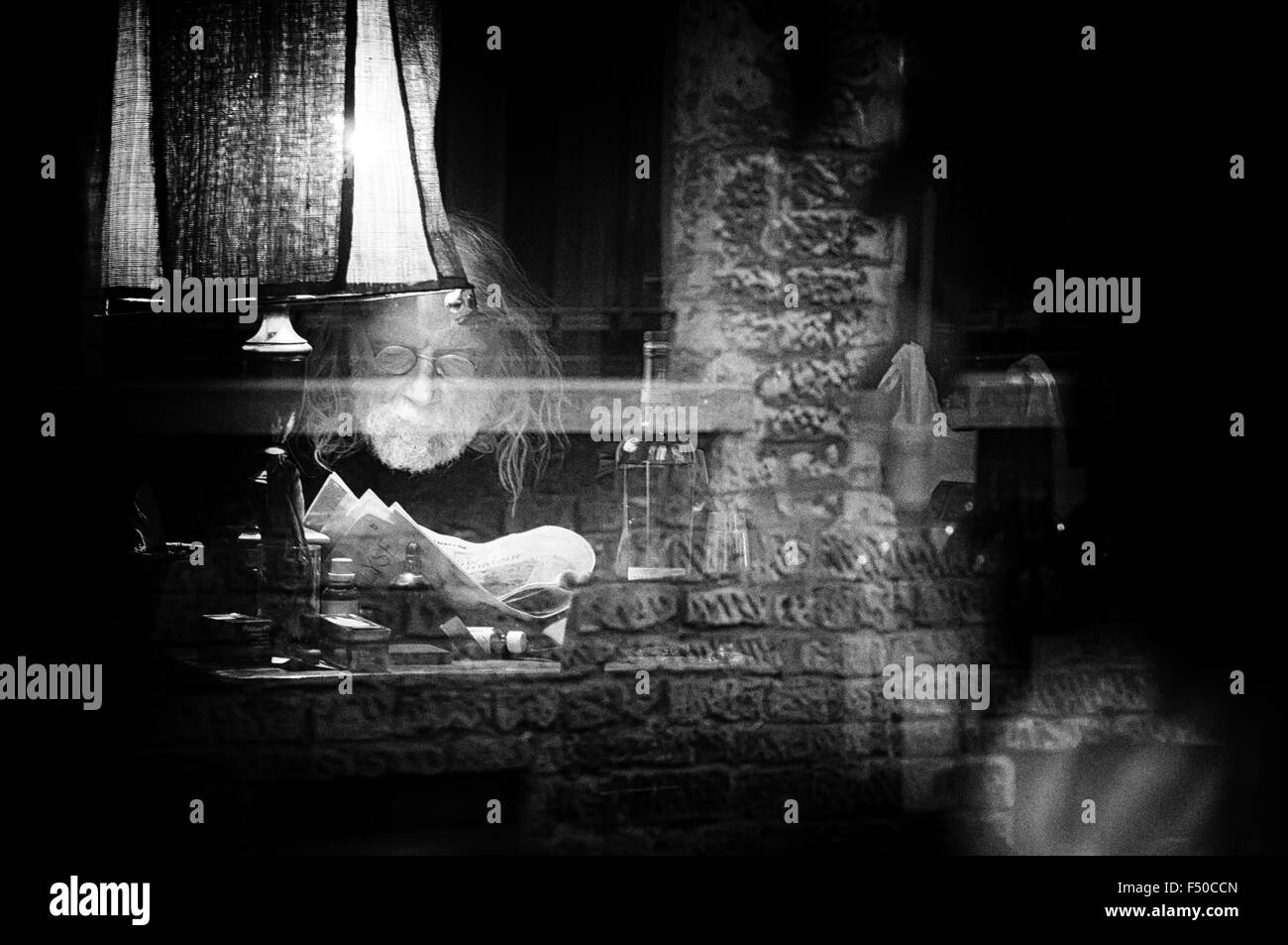 Classical thinker Black and White Stock Photos & Images - Alamy