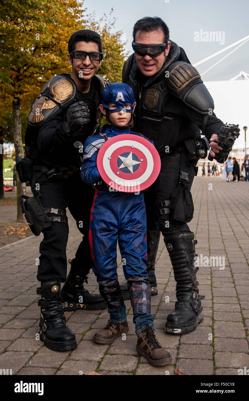 Captain america comic con hi-res stock photography and images - Alamy