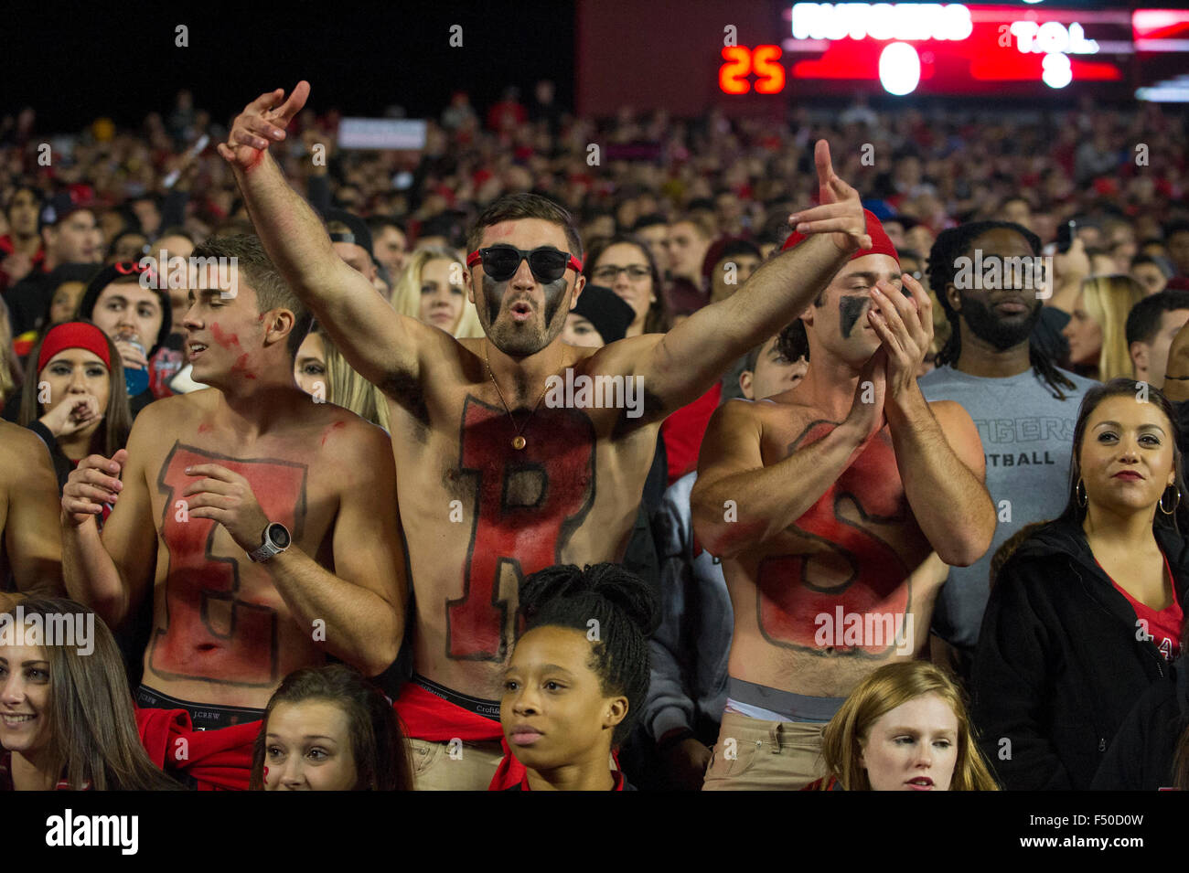 Football superfan hi-res stock photography and images - Alamy