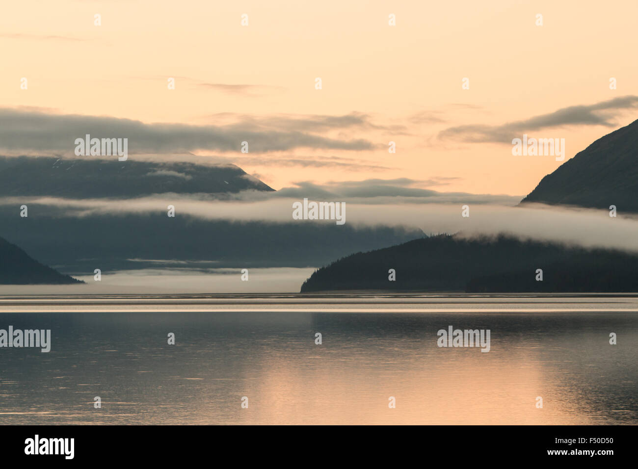Foggy morning mountain views in Alaska Stock Photo - Alamy