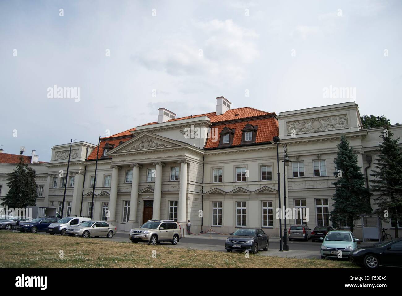 Historical building structure hi-res stock photography and images - Alamy