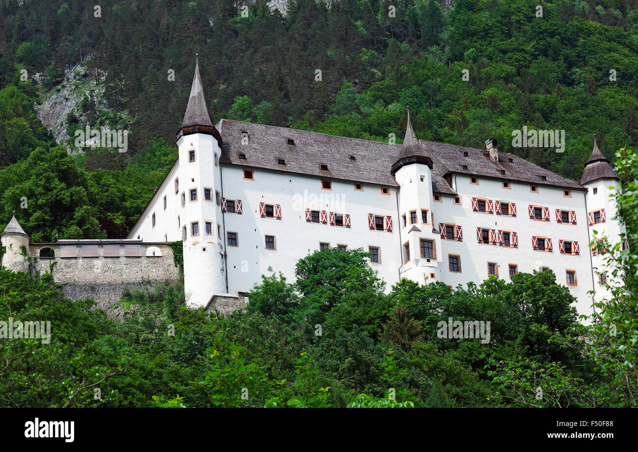 Tratzberg beautiful castle in Austria, Tyrol Stock Photo - Alamy