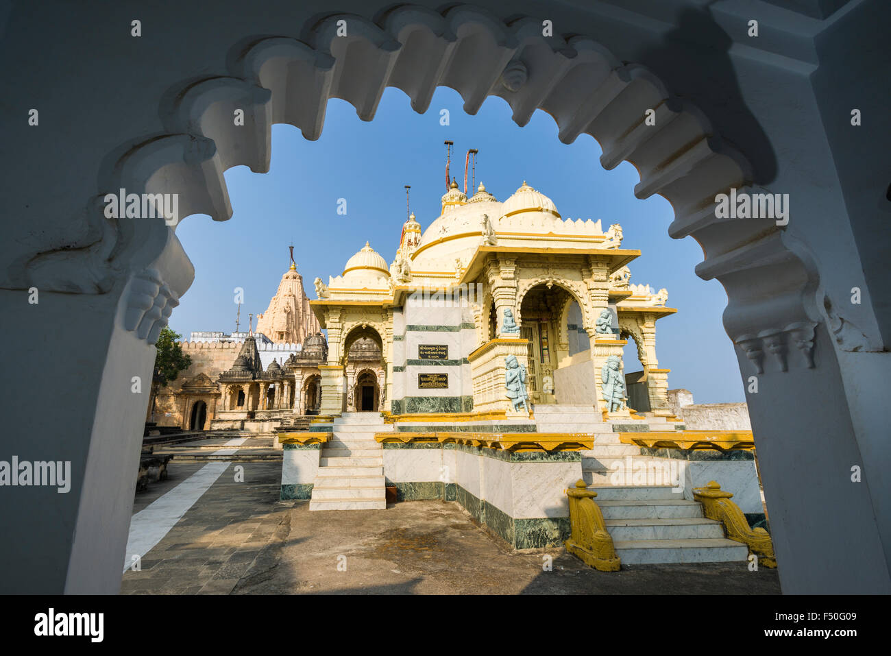 The sacred site of Shatrunjaya contains more than 850 temples on top of ...