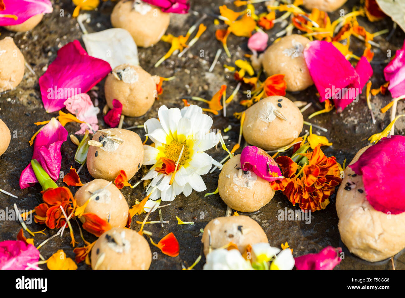 Sacred water rituals hi-res stock photography and images - Alamy