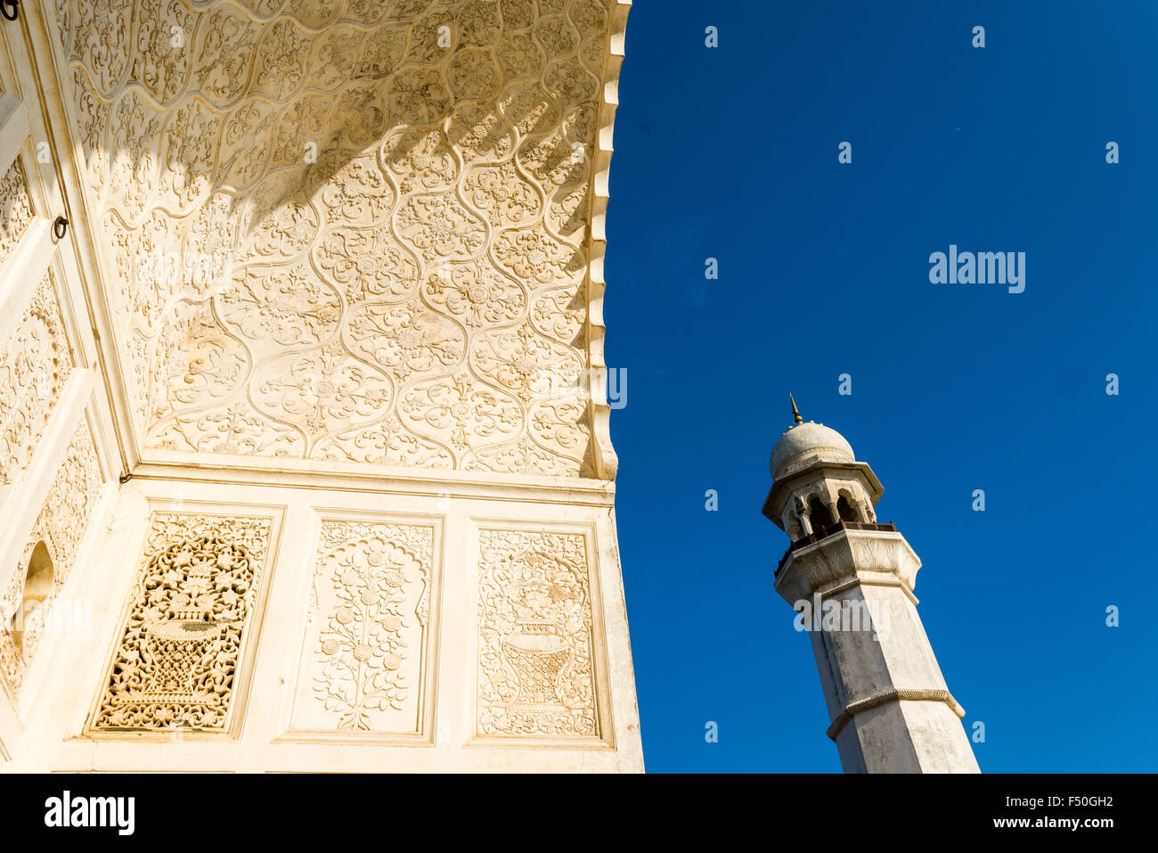 Bibi ka maqbara hi-res stock photography and images - Alamy