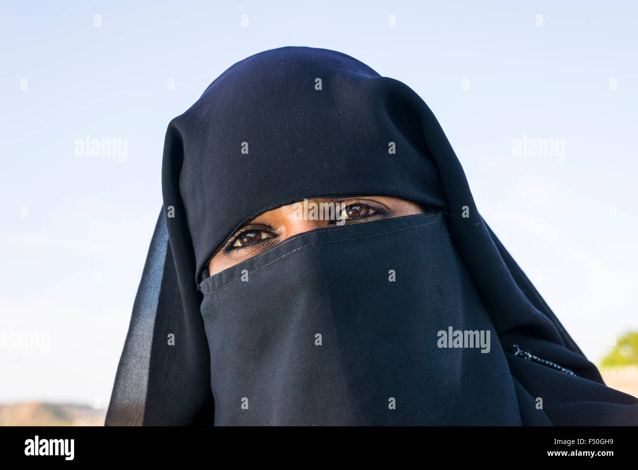 Muslim cover High Resolution Stock Photography and Images - Alamy