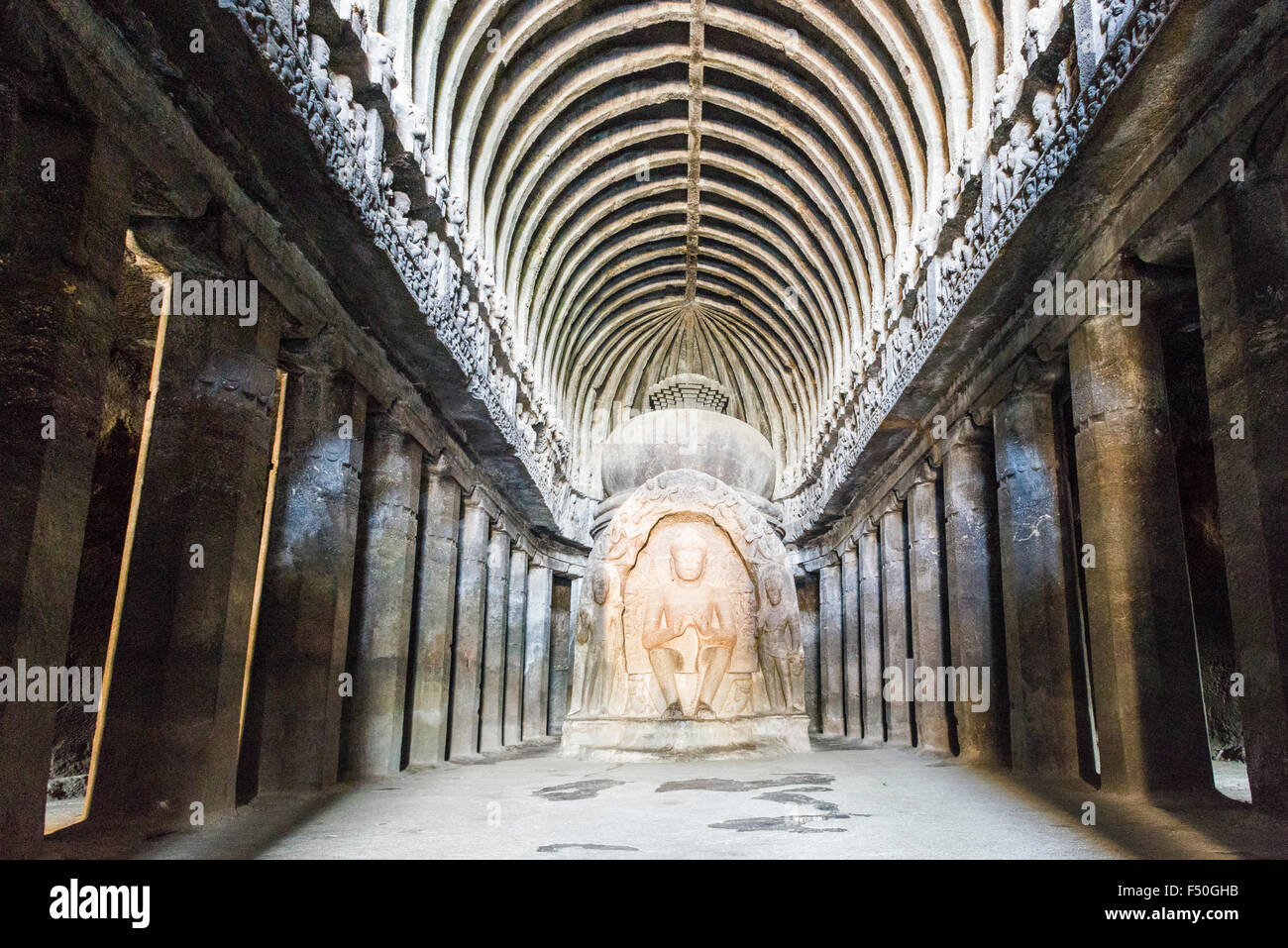 Ellora cave 10 hi-res stock photography and images - Alamy