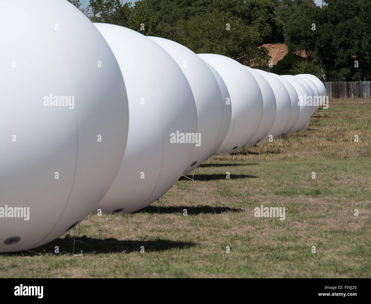 Outdoor art installation hi-res stock photography and images - Alamy