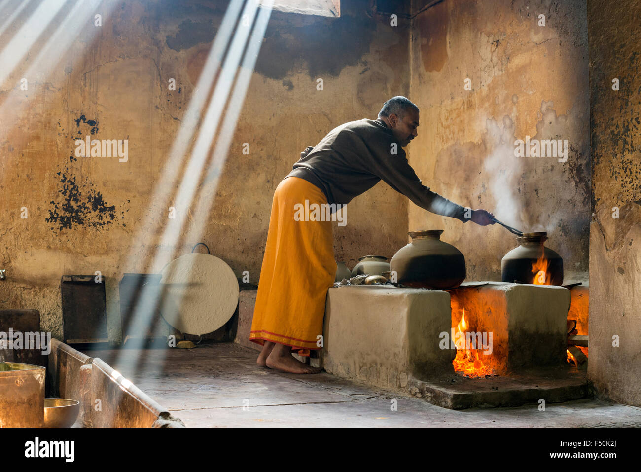 Radha raman temple hi-res stock photography and images - Alamy