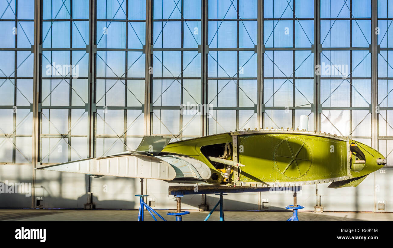 Repair aircraft hi-res stock photography and images - Alamy