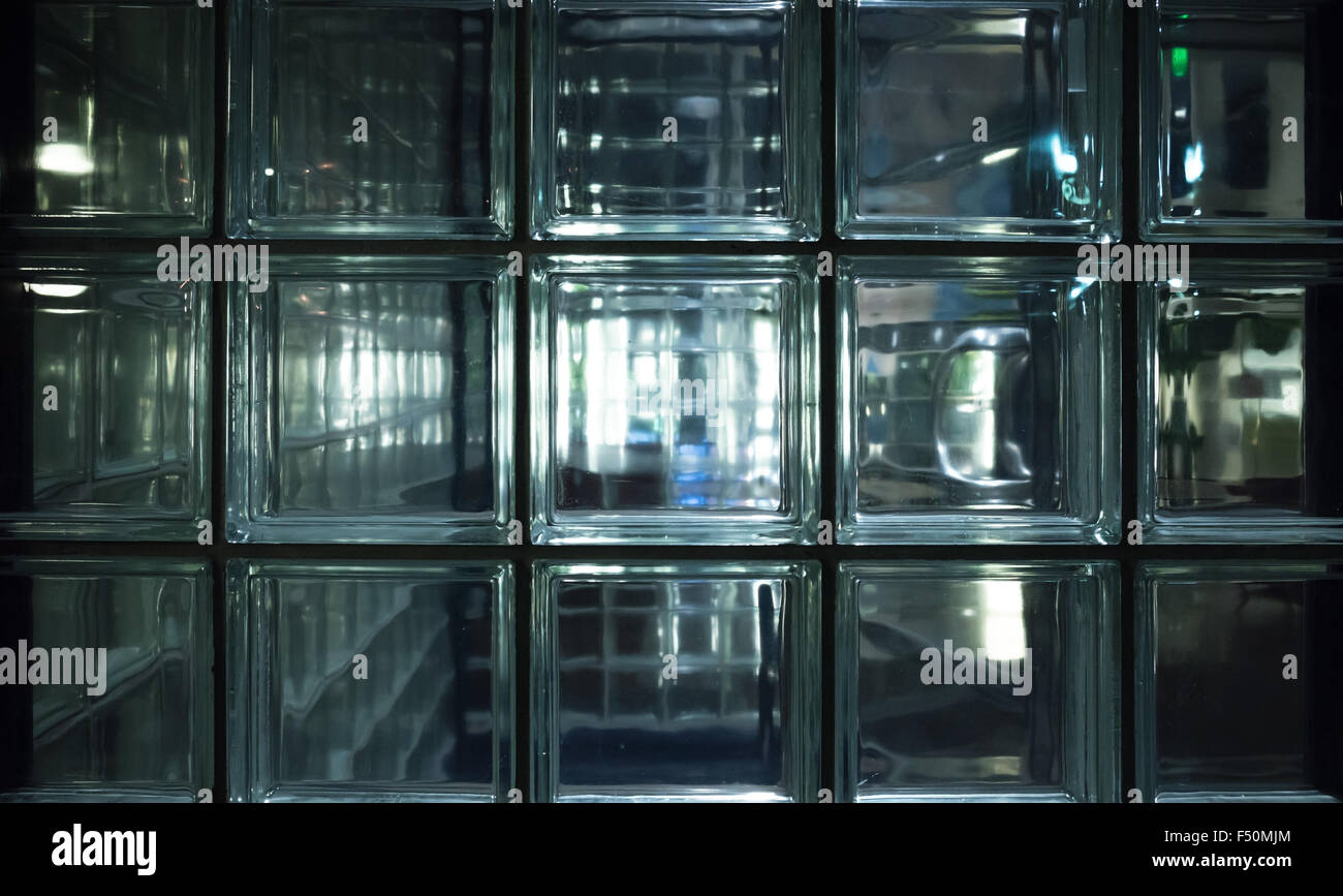 Glass wall blocks hi-res stock photography and images - Alamy