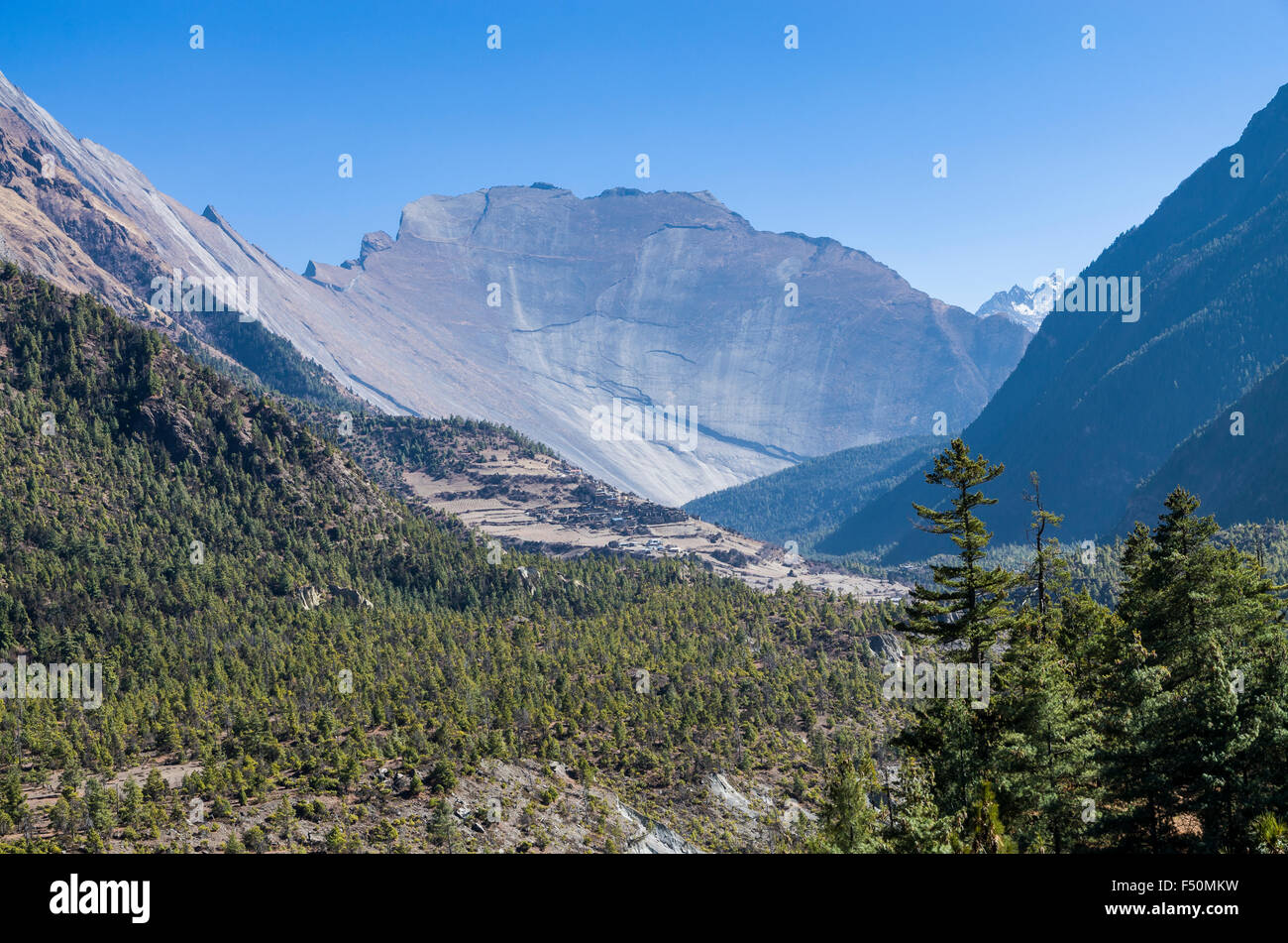 Tourism circuit hi-res stock photography and images - Alamy