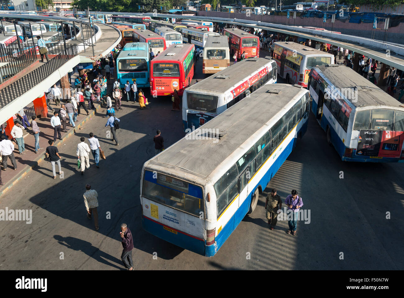 Karnataka bus hi-res stock photography and images - Alamy