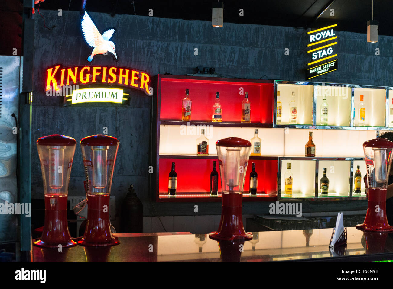 Drinks supermarket asia hi-res stock photography and images - Alamy