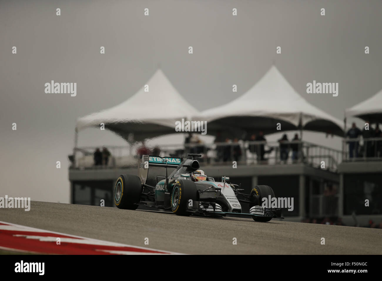 Austin, Texas, USA. 25th Oct, 2015. LEWIS HAMILTON of Great Britain and ...