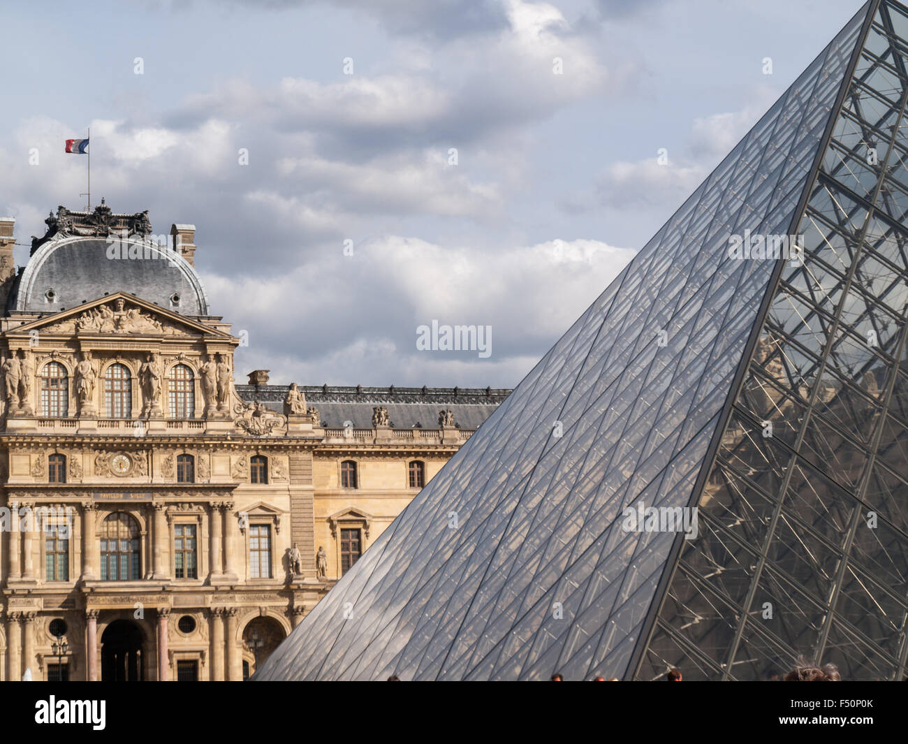 I m pei at louvre pyramid hi-res stock photography and images - Alamy