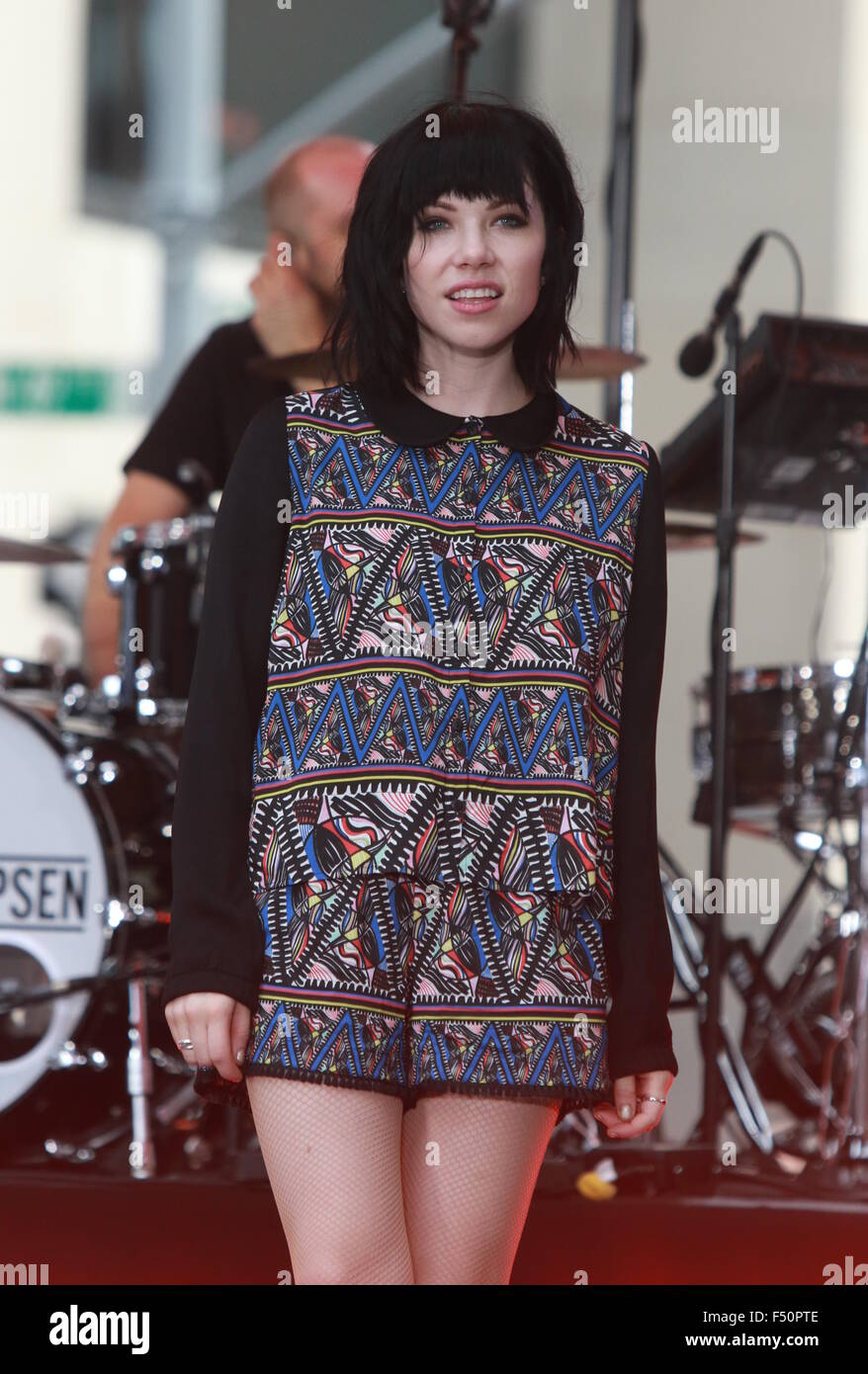 Singer Carly Rae Jepsen performs on NBC's 'Today' at Rockefeller Plaza ...
