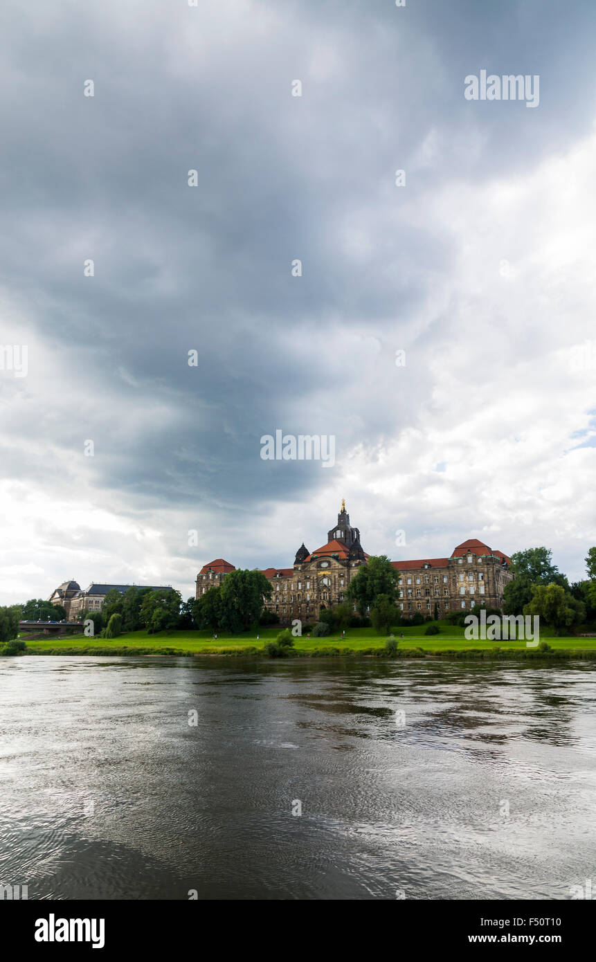 Elbe architecture hi-res stock photography and images - Alamy