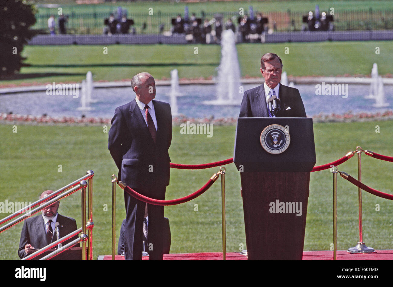 President George H.W. Bush welcomes Soviet Union President Mikhail ...