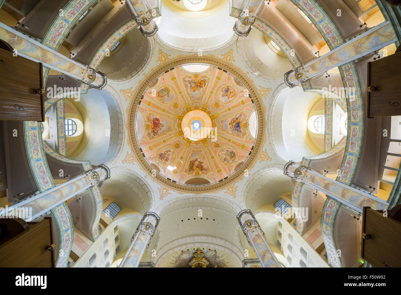 Inside dome hi-res stock photography and images - Alamy