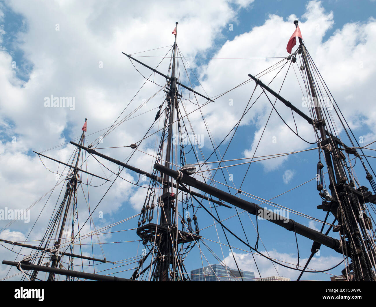 Mast rigging historic sailing hi-res stock photography and images - Alamy