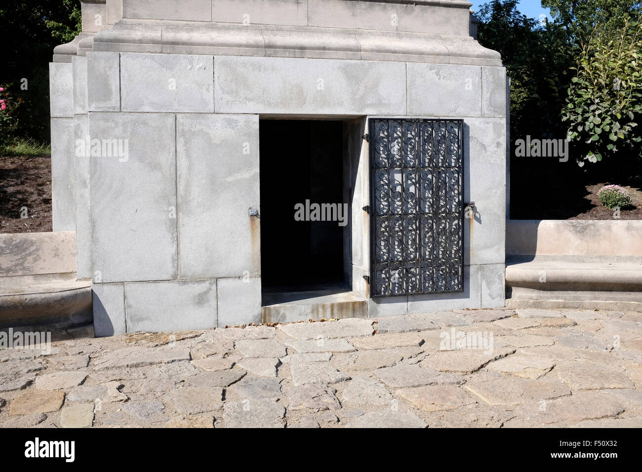 Entrance to Tomb of President William Henry Harrison, North Bend, Ohio ...