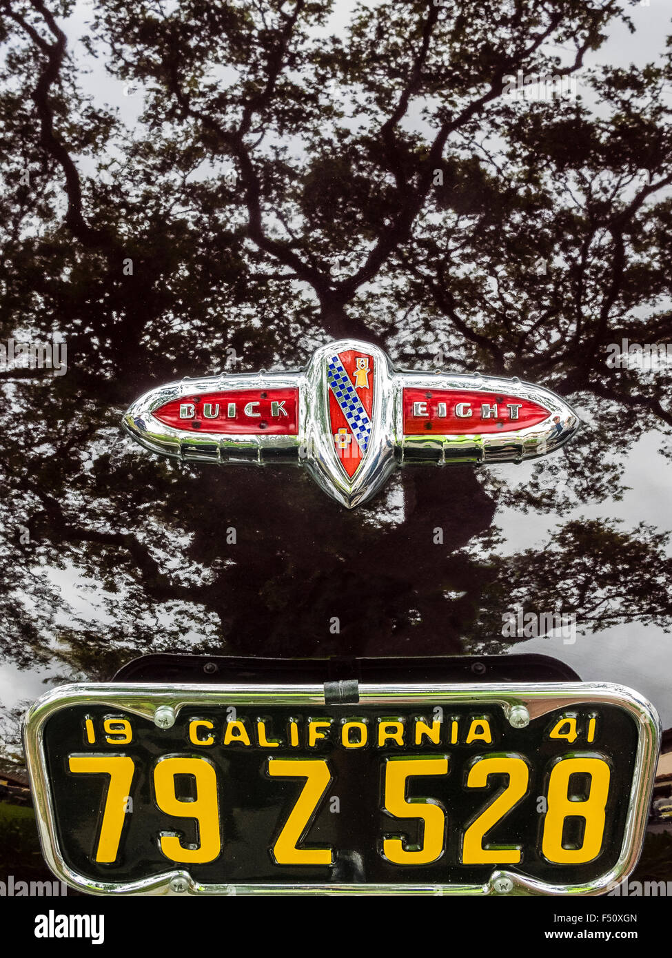 Buick symbol hi-res stock photography and images - Alamy