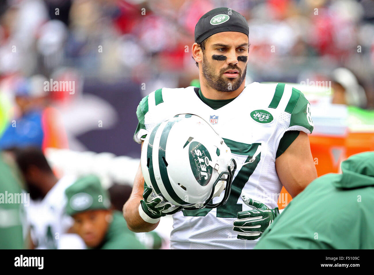 Gillette Stadium. 25th Oct, 2015. MA, USA; New York Jets wide receiver Eric Decker (87) on the ...