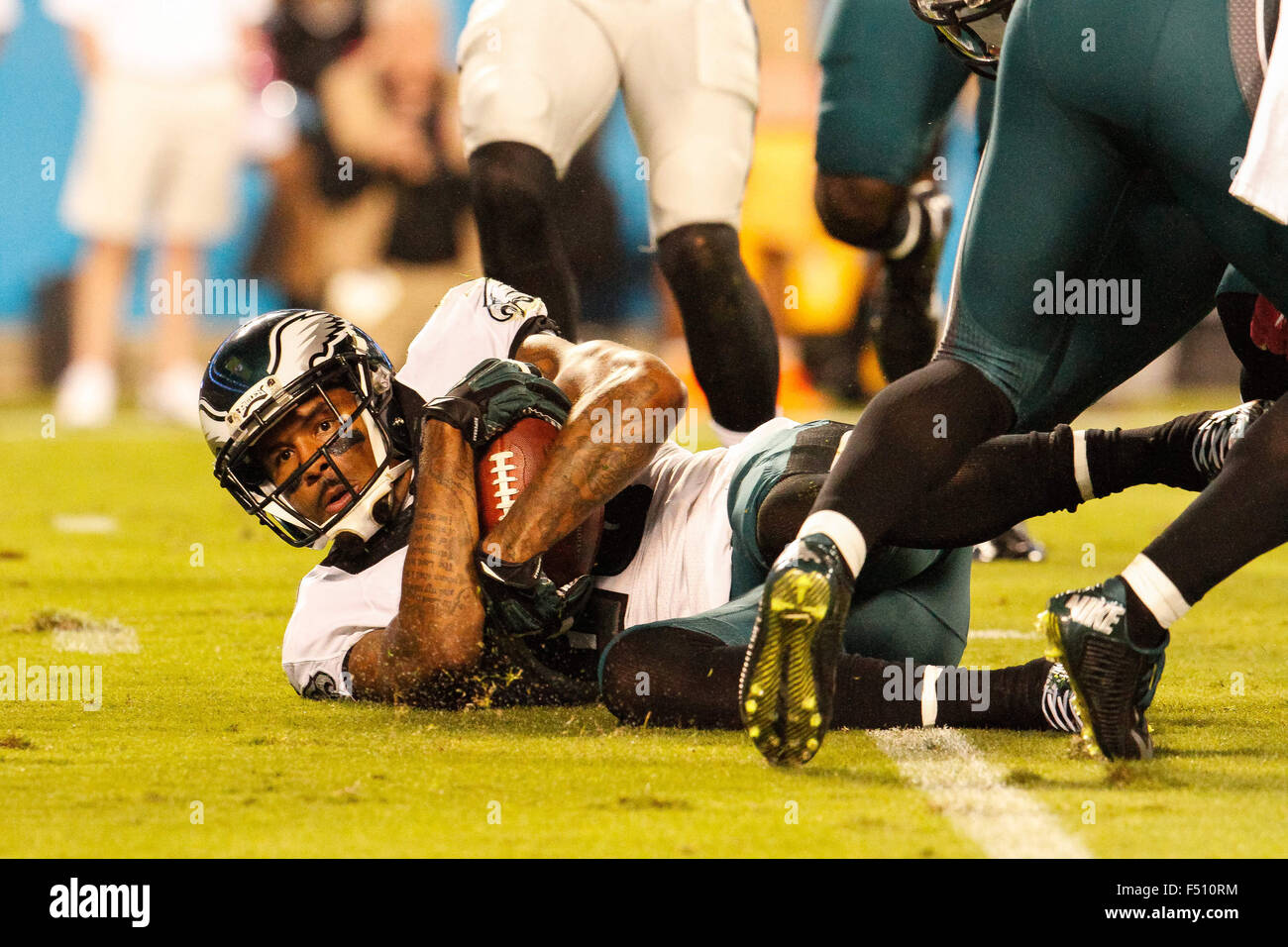 Nolan carroll philadelphia eagles hi-res stock photography and images ...