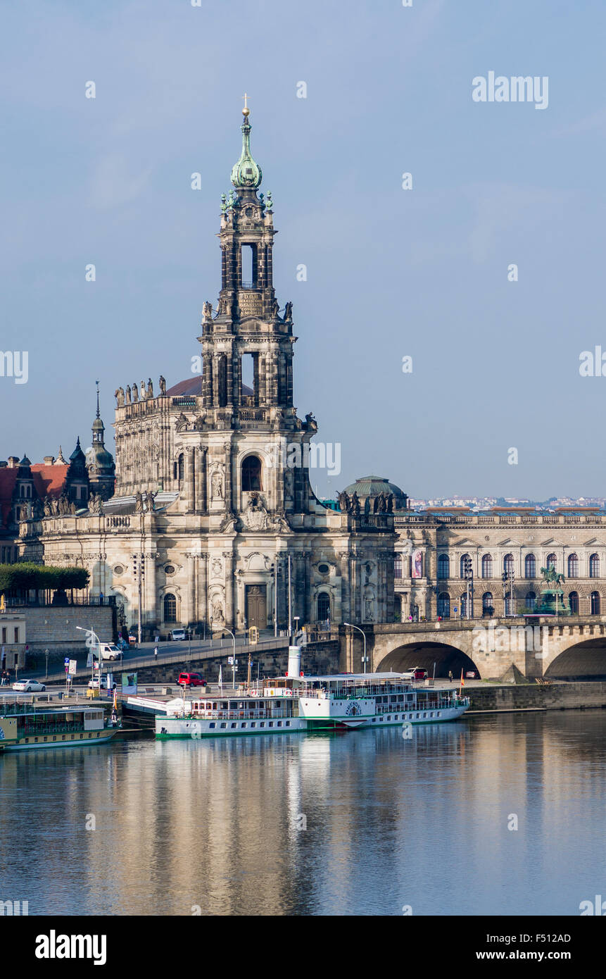 Chapel street bridge across hi-res stock photography and images - Alamy