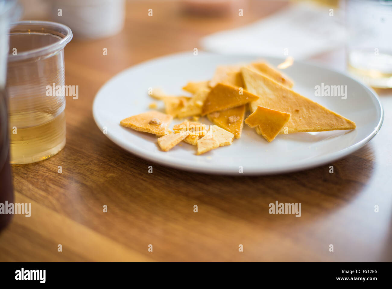 White cracker hi-res stock photography and images - Alamy