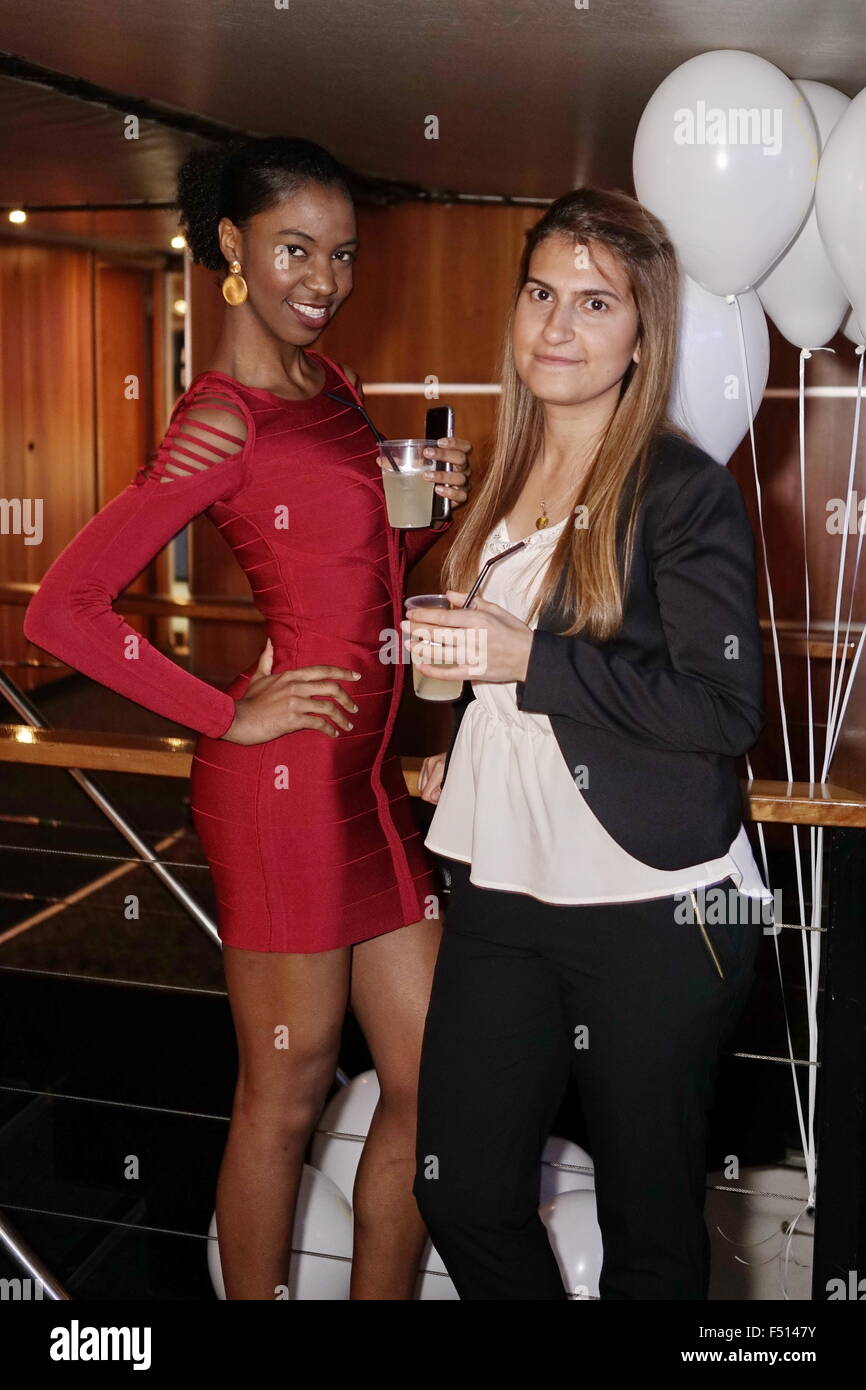 London, England, 25th Oct 2015 : A host of fashionista and Megan Rees ...