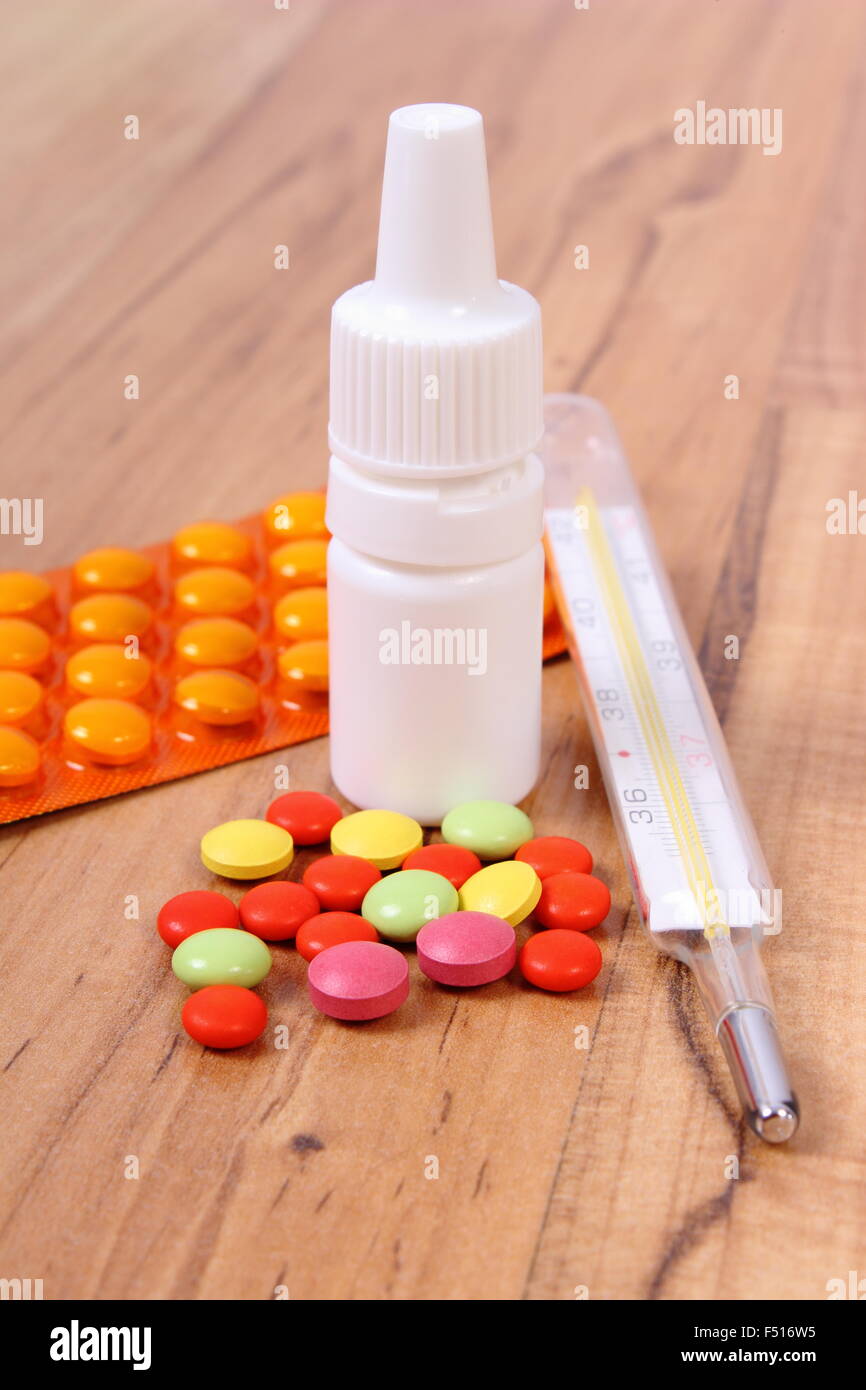 Nose drops hi-res stock photography and images - Alamy