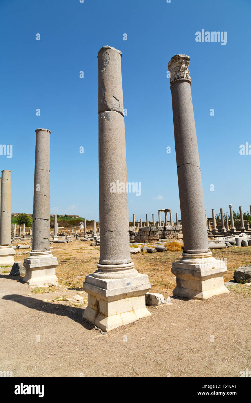 old construction in asia turkey the column and the roman temple Stock ...
