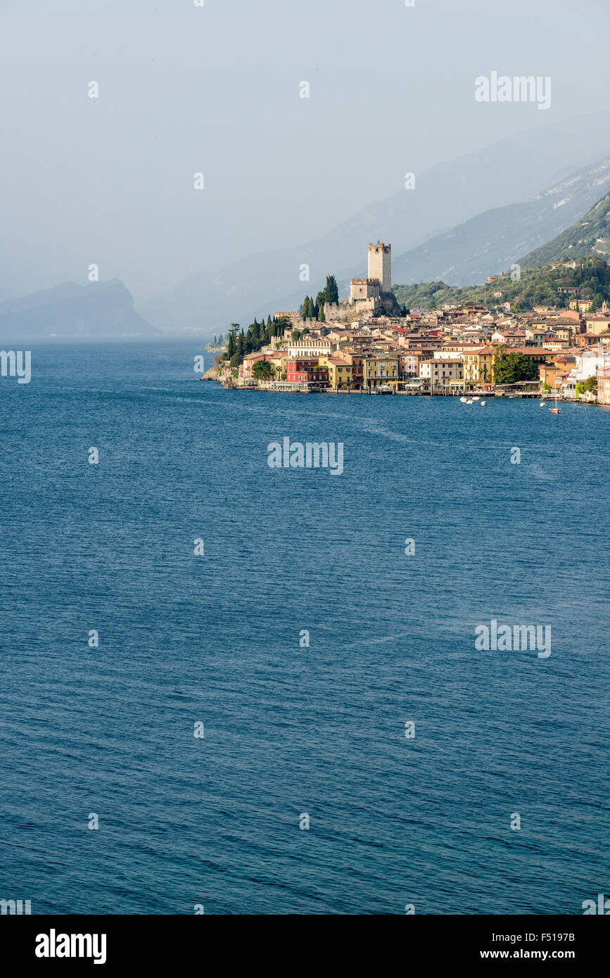 Torri Del Benaco Castle High Resolution Stock Photography and Images ...