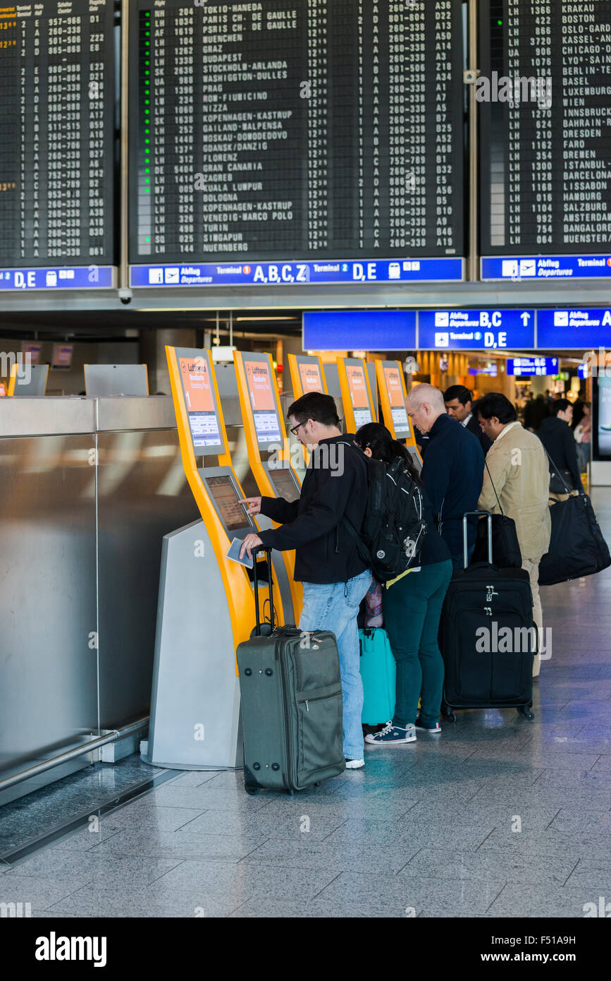 Self Check In Stock Photos & Self Check In Stock Images - Alamy