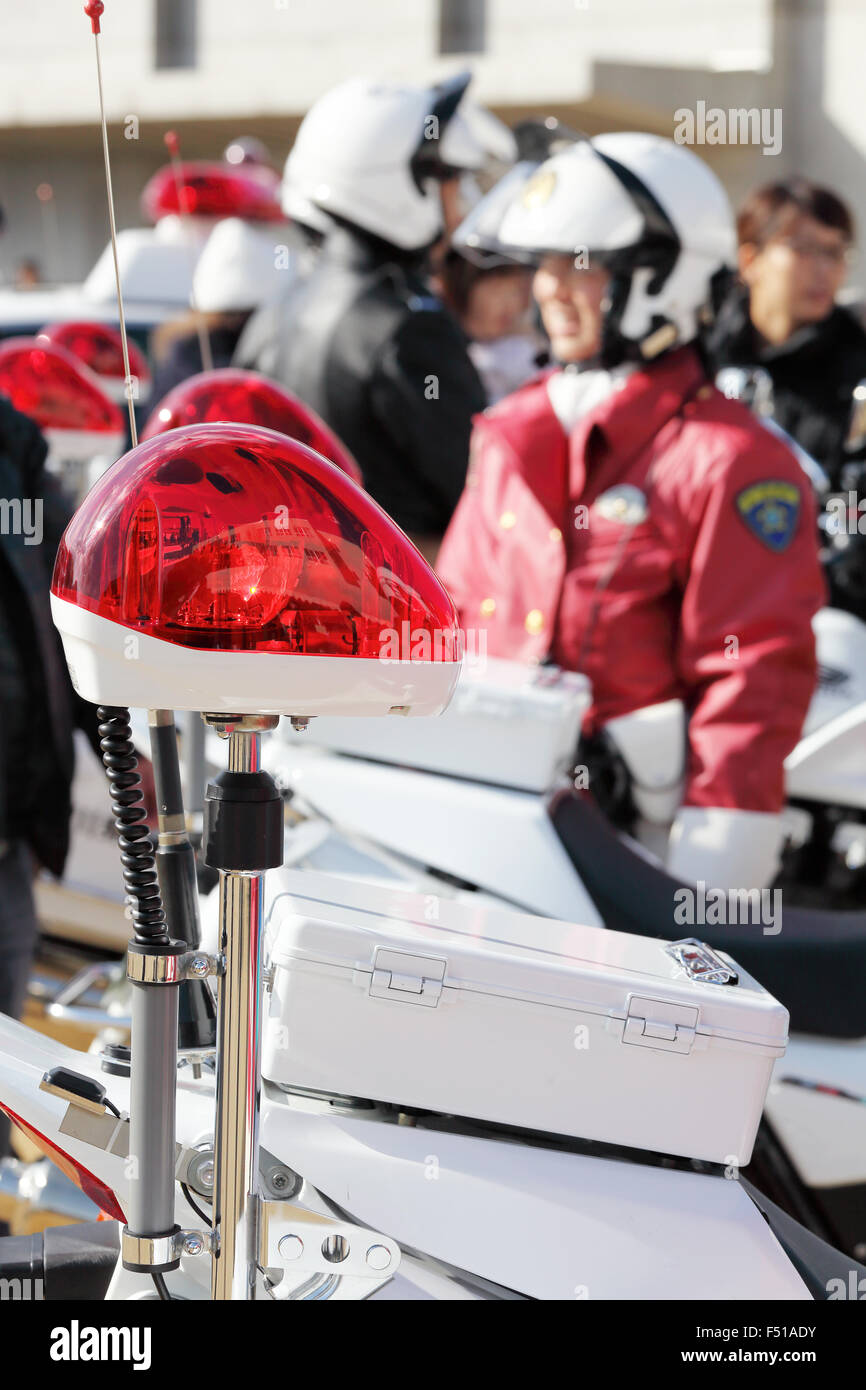 Emergency siren sign hi-res stock photography and images - Alamy