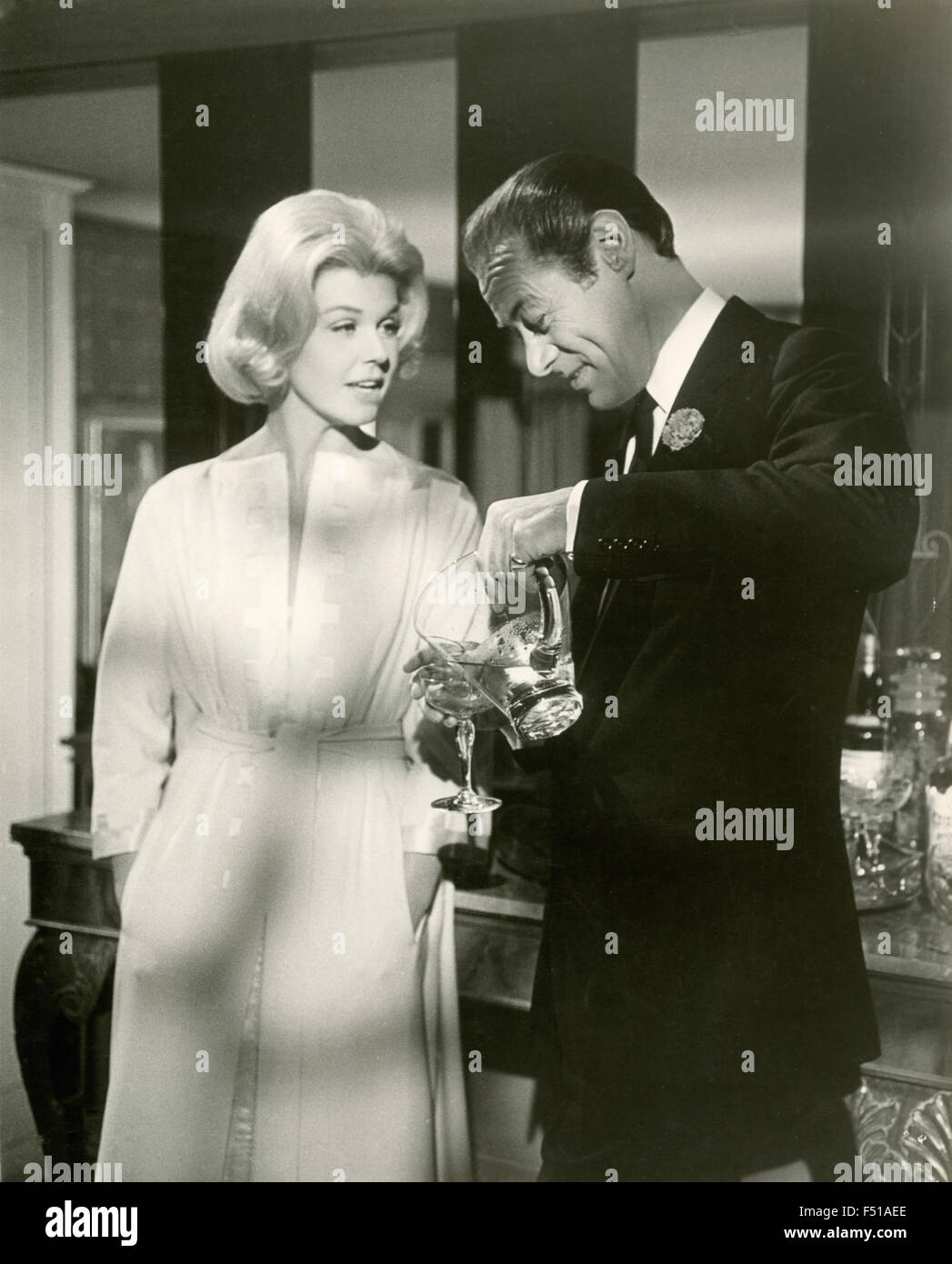 The actors Doris Day and Rex Harrison in a scene from the film ...