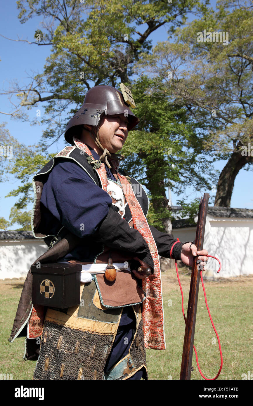 Japanese samurai with fire lock rifle Stock Photo - Alamy