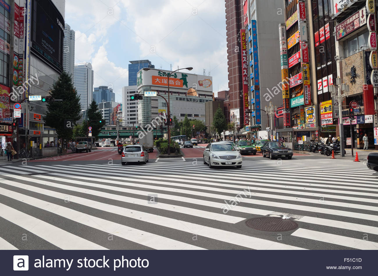 Crossroad Crosswalk Stock Photos & Crossroad Crosswalk Stock Images - Alamy