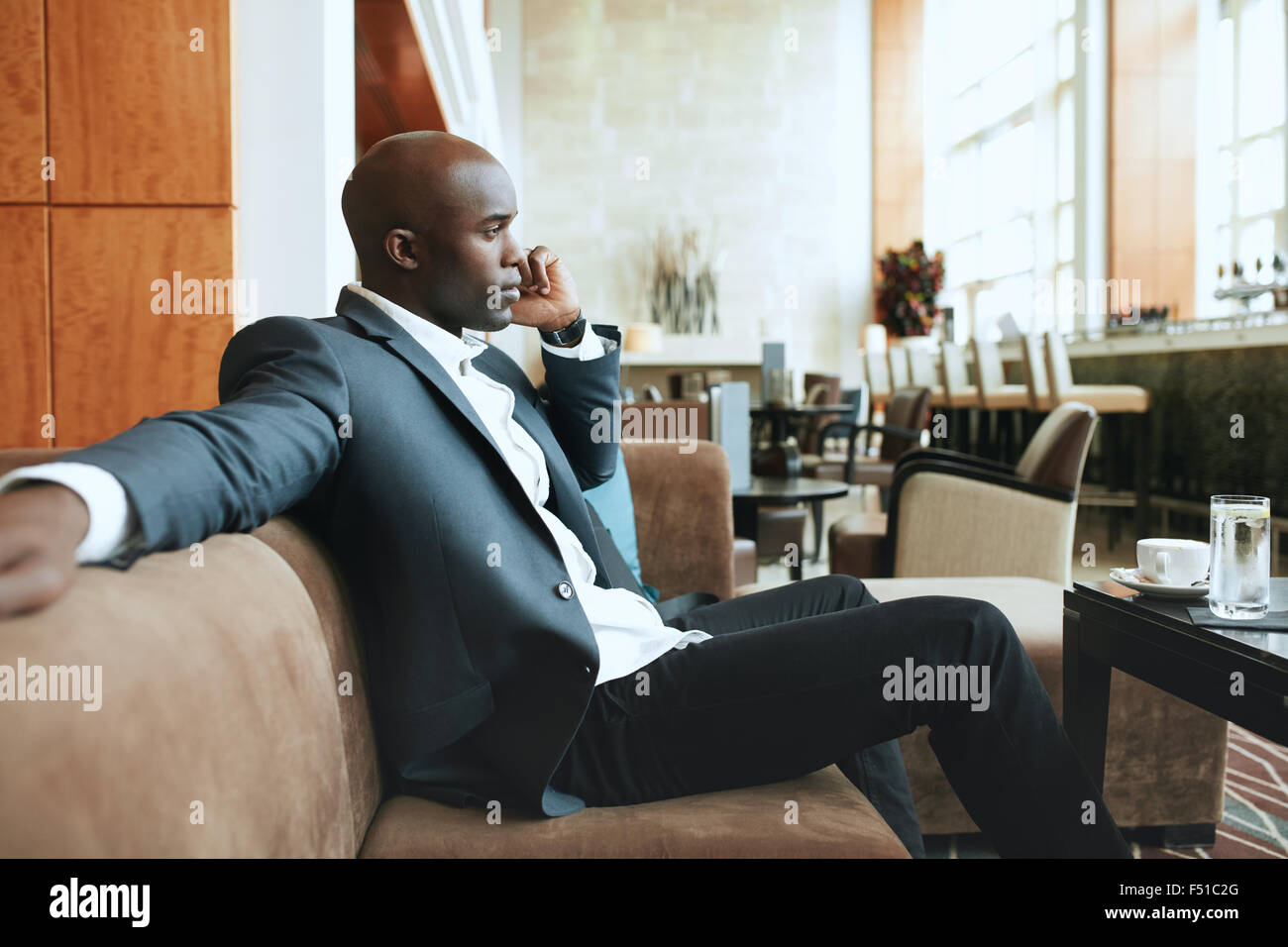 Hotel lobby hi-res stock photography and images - Alamy