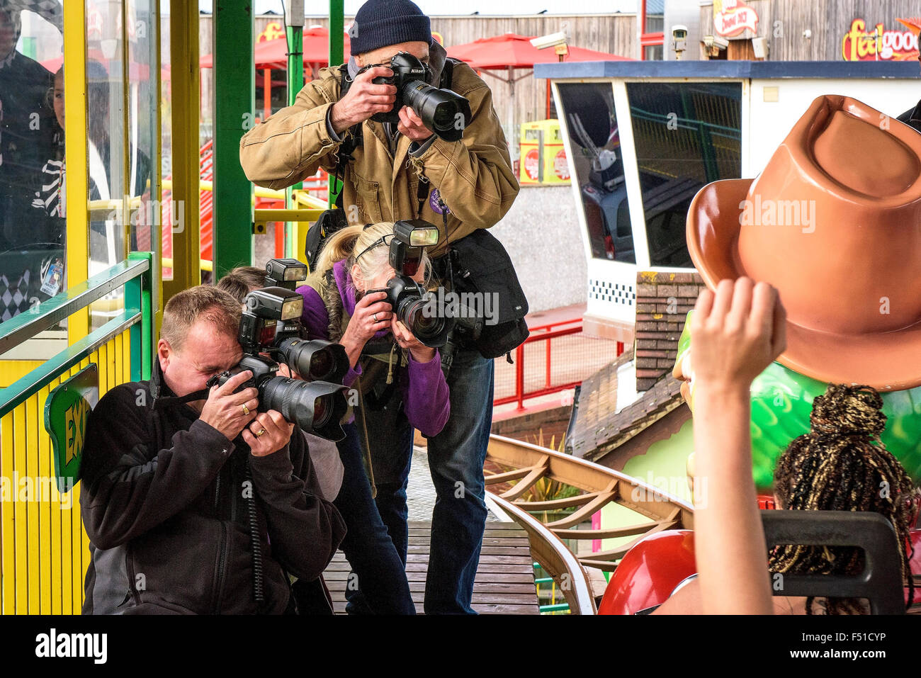 Press photographers working hi-res stock photography and images - Alamy