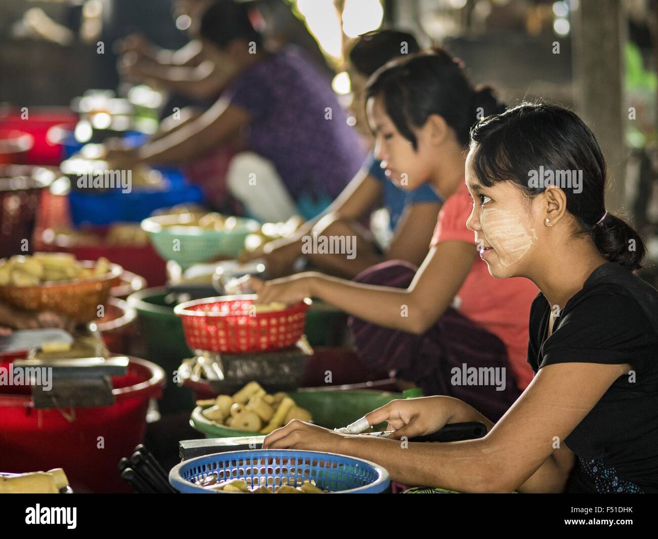 Ginger strips hi-res stock photography and images - Alamy