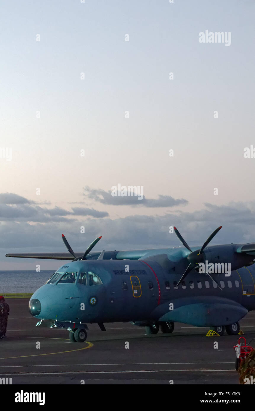 One of the two aircraft CASA CN235-300, available to the Armed Forces ...